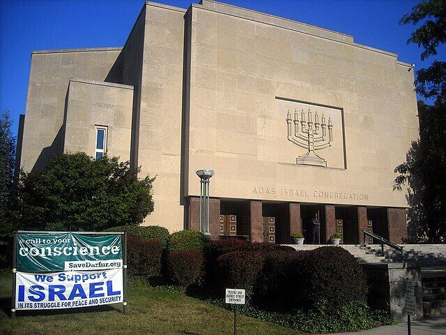 How Do the DMV's Largest Synagogues Navigate High Holidays ...